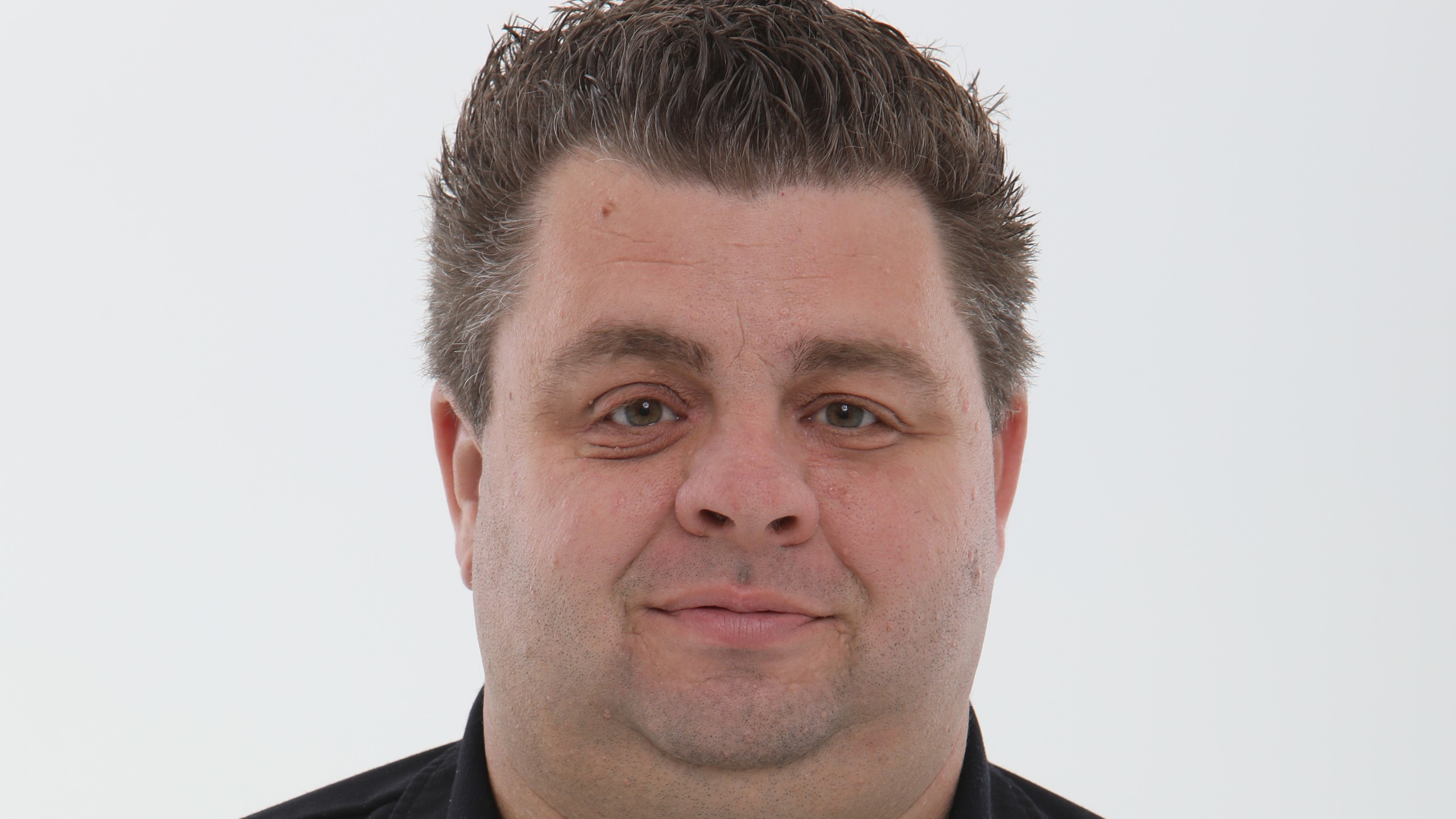 Jason Gonderman Editor - Motortrend